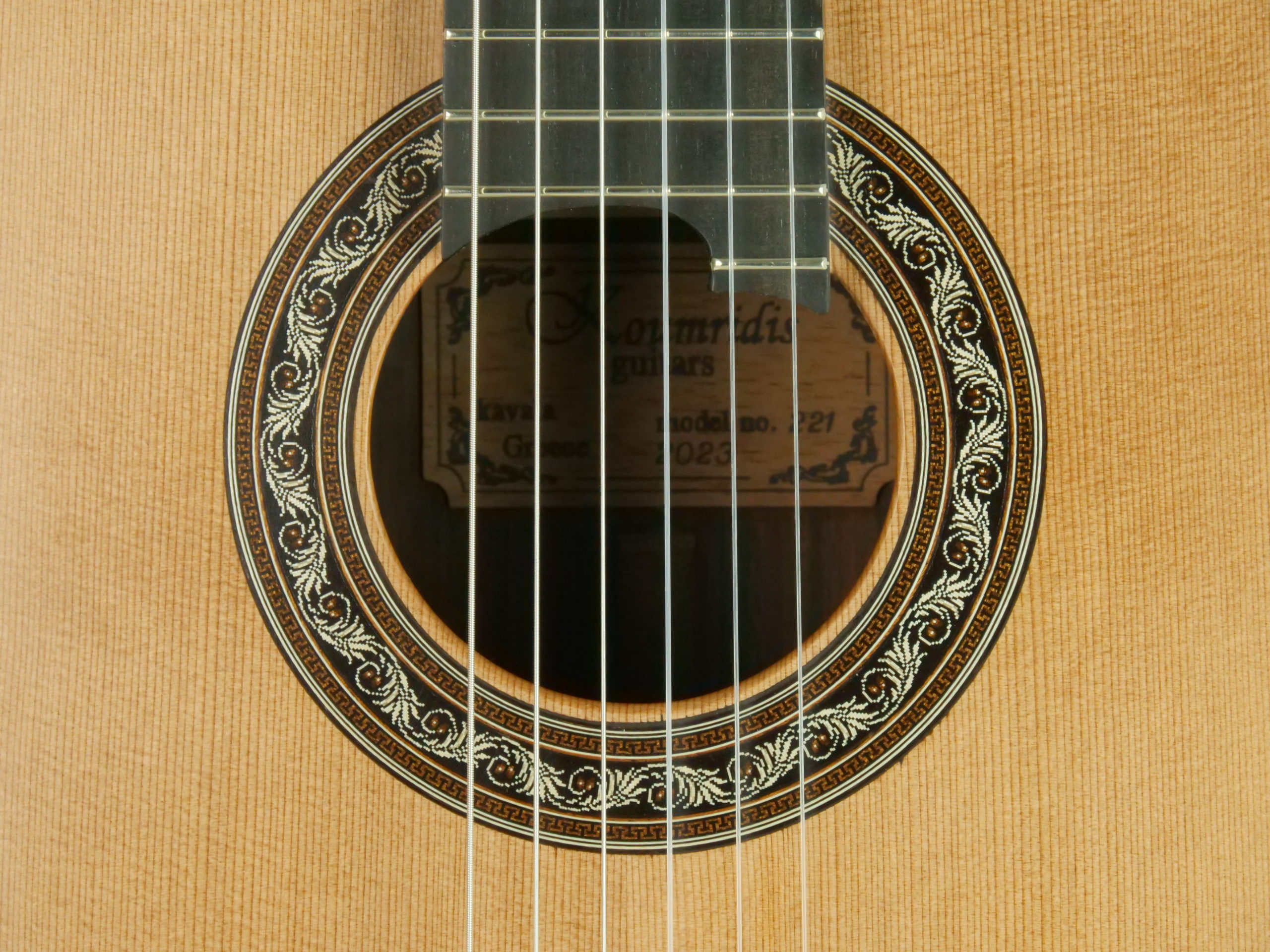 Charalampos Koumridis DT nouveau modèle n°221 - Guitare classique luthier